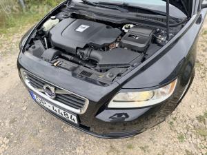 Melns Volvo V50 2011 Rīga, ar dzinēja tilpumu 2.00 L un nobraukumu 208 tūkst. km par 4995 €, foto 17 vietnē AUTOMOTO.COM.LV