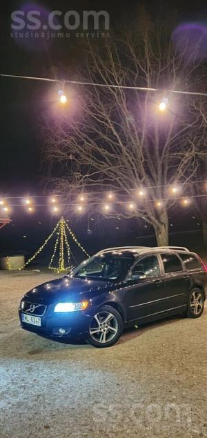 Melns Volvo V50 2011 Rīga, ar dzinēja tilpumu 1.60 L un nobraukumu 333 tūkst. km par 3980 €, foto 7 vietnē AUTOMOTO.COM.LV
