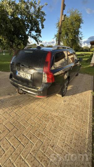 Melns Volvo V50 2011 Rīga, ar dzinēja tilpumu 1.60 L un nobraukumu 333 tūkst. km par 3980 €, foto 14 vietnē AUTOMOTO.COM.LV