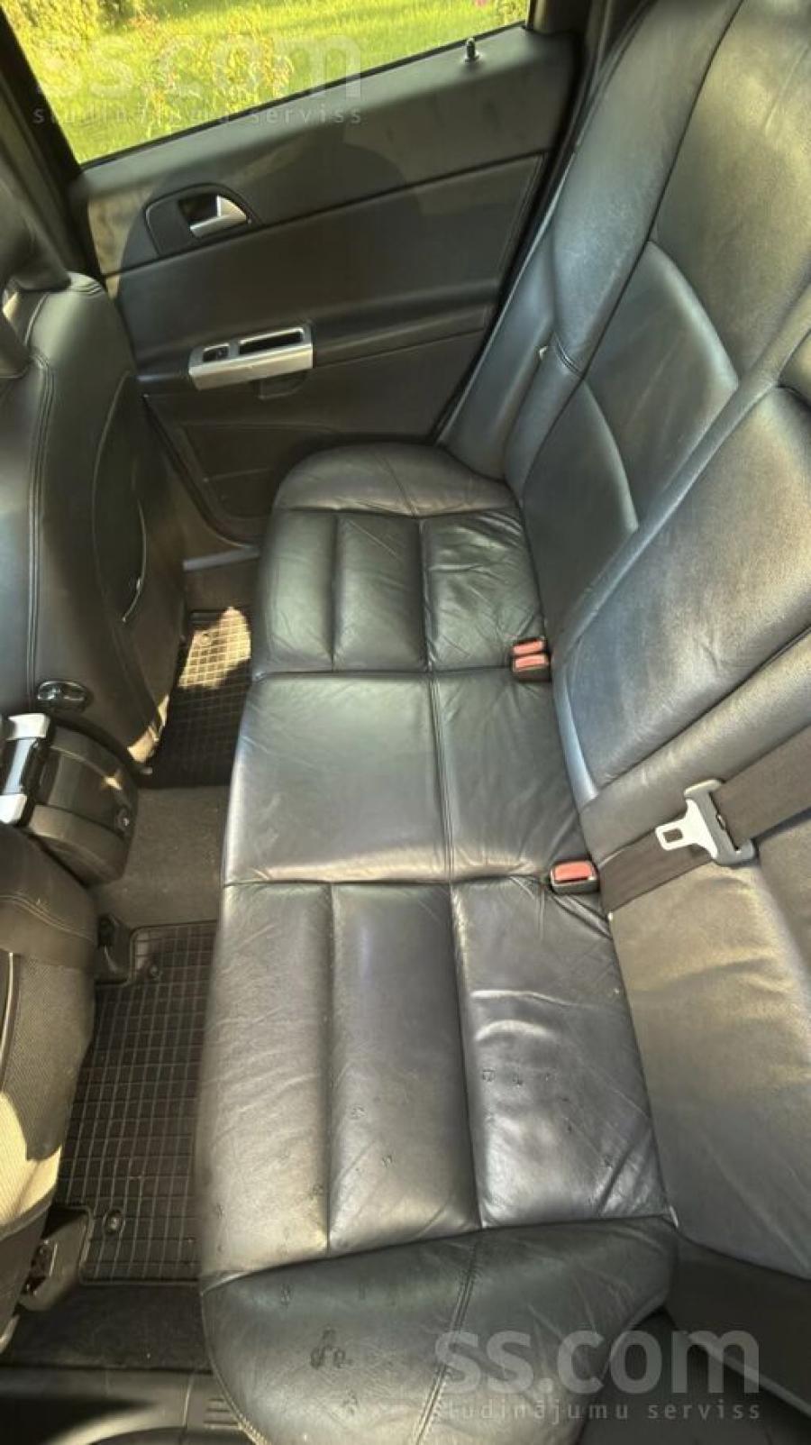 Melns Volvo V50 2011 Rīga, ar dzinēja tilpumu 1.60 L un nobraukumu 333 tūkst. km par 3980 €, foto 16 vietnē AUTOMOTO.COM.LV