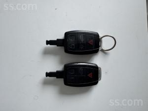Melns Volvo V50 2011 Rīga, ar dzinēja tilpumu 2.00 L un nobraukumu 364 tūkst. km par 2500 €, foto 19 vietnē AUTOMOTO.COM.LV