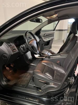 Melns Volvo V50 2011 Rīga, ar dzinēja tilpumu 1.60 L un nobraukumu 455 tūkst. km par 2500 €, foto 9 vietnē AUTOMOTO.COM.LV