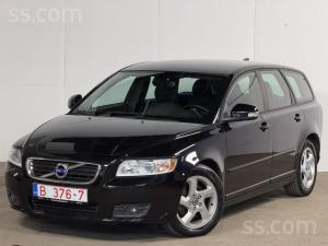 Black Volvo V50 2011 in Jurmala, with an engine capacity of 1.60 L and mileage of 325 thousand km for 4750 €, photo  on AUTOMOTO.COM.LV