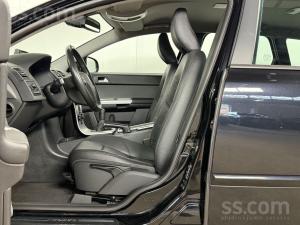 Black Volvo V50 2011 in Jurmala, with an engine capacity of 1.60 L and mileage of 325 thousand km for 4750 €, photo 16 on AUTOMOTO.COM.LV