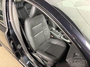 Black Volvo V50 2011 in Jurmala, with an engine capacity of 1.60 L and mileage of 325 thousand km for 4750 €, photo 20 on AUTOMOTO.COM.LV