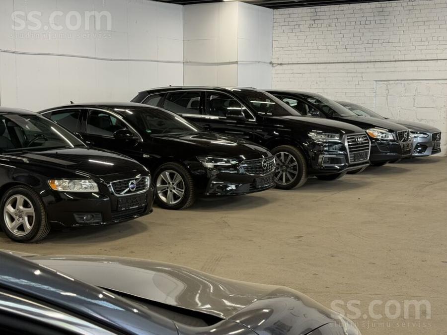 Black Volvo V50 2011 in Jurmala, with an engine capacity of 1.60 L and mileage of 325 thousand km for 4750 €, photo 36 on AUTOMOTO.COM.LV