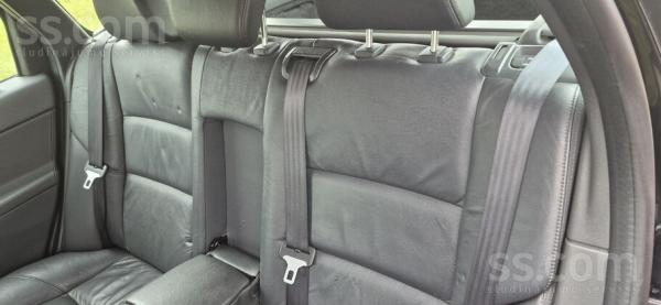 Melns Volvo V50 2011 Rīga, ar dzinēja tilpumu 1.60 L un nobraukumu 335 tūkst. km par 3000 €, foto 8 vietnē AUTOMOTO.COM.LV