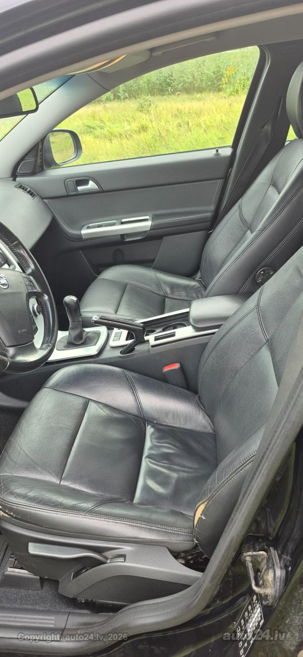 Melns Volvo V50 2011 Rīga, ar dzinēja tilpumu 1.60 L un nobraukumu 335 tūkst. km par 3000 €, foto 8 vietnē AUTOMOTO.COM.LV