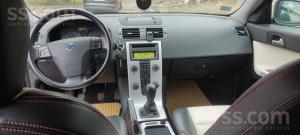 Black Volvo V50 2011 in Riga, with an engine capacity of 1.60 L and mileage of 302 thousand km for 2990 €, photo 14 on AUTOMOTO.COM.LV