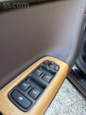 Черный Вольво В50 2011 в Вентспилс, объемом двигателя 1.60 л и пробегом 247 тыс. км за 3300 €, фото 12 на AUTOMOTO.COM.LV