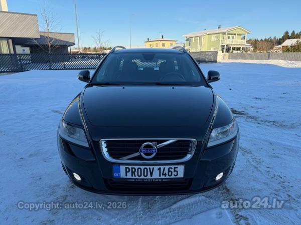 Melns Volvo V50 2012 Tallina, ar dzinēja tilpumu 1.60 L un nobraukumu 208 tūkst. km par 4990 €, foto 9 vietnē AUTOMOTO.COM.LV
