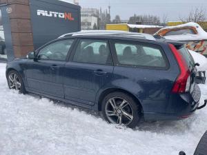 Black Volvo V50 2012 in Kaunas, with an engine capacity of 1.56 L and mileage of 245 thousand km for 3950 €, photo 9 on AUTOMOTO.COM.LV