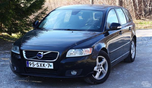 Melns Volvo V50 2012 Petrikaičiai, ar dzinēja tilpumu 1.60 L un nobraukumu 323 tūkst. km par 3599 €, foto 5 vietnē AUTOMOTO.COM.LV