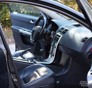 Black Volvo V50 2012 in Petrikaiciai, with an engine capacity of 1.60 L and mileage of 323 thousand km for 3599 €, photo 27 on AUTOMOTO.COM.LV