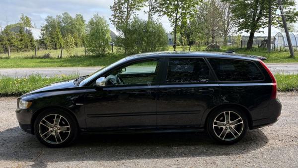 Melns Volvo V50 2012 Tauragė, ar dzinēja tilpumu 1.60 L un nobraukumu 273 tūkst. km par 3599 €, foto 6 vietnē AUTOMOTO.COM.LV