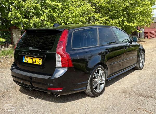 Melns Volvo V50 2012 Tauragė, ar dzinēja tilpumu 1.60 L un nobraukumu 273 tūkst. km par 3599 €, foto 9 vietnē AUTOMOTO.COM.LV