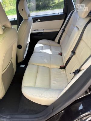 Black Volvo V50 2012 in Taurage, with an engine capacity of 1.60 L and mileage of 273 thousand km for 3599 €, photo 16 on AUTOMOTO.COM.LV