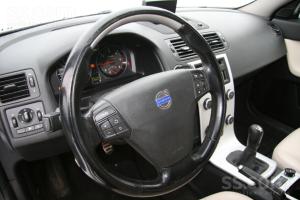 Черный Вольво В50 2012 в Рига, объемом двигателя 1.60 л и пробегом 355 тыс. км за 2750 €, фото 8 на AUTOMOTO.COM.LV