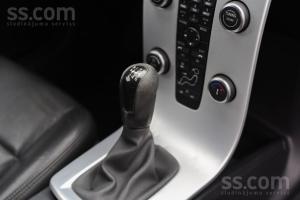 Melns Volvo V50 2012 Rīga, ar dzinēja tilpumu 1.60 L un nobraukumu 387 tūkst. km par 3800 €, foto 9 vietnē AUTOMOTO.COM.LV