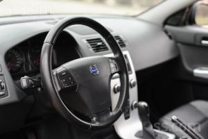 Melns Volvo V50 2012 Rīga, ar dzinēja tilpumu 1.60 L un nobraukumu 387 tūkst. km par 3800 €, foto 12 vietnē AUTOMOTO.COM.LV