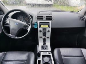 Black Volvo V50 2012 in Vilnius, with an engine capacity of 1.60 L and mileage of 246 thousand km for 3300 €, photo 11 on AUTOMOTO.COM.LV