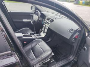 Black Volvo V50 2012 in Vilnius, with an engine capacity of 1.60 L and mileage of 246 thousand km for 3300 €, photo 12 on AUTOMOTO.COM.LV