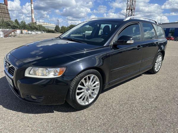 Melns Volvo V50 2012 Kauņa, ar dzinēja tilpumu 1.56 L un nobraukumu 264 tūkst. km par 3800 €, foto 7 vietnē AUTOMOTO.COM.LV