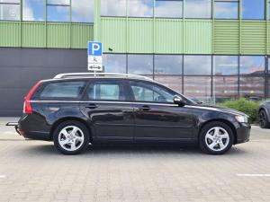 Melns Volvo V50 2012 Viļņa, ar dzinēja tilpumu 1.99 L un nobraukumu 315 tūkst. km par 3999 €, foto 13 vietnē AUTOMOTO.COM.LV