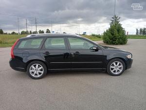 Black Volvo V50 2012 in Siauliai, with an engine capacity of 1.60 L and mileage of 246 thousand km for 3500 €, photo 9 on AUTOMOTO.COM.LV