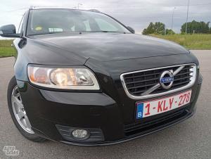 Black Volvo V50 2012 in Siauliai, with an engine capacity of 1.60 L and mileage of 246 thousand km for 3500 €, photo 10 on AUTOMOTO.COM.LV