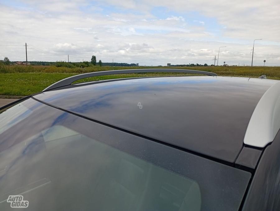 Black Volvo V50 2012 in Siauliai, with an engine capacity of 1.60 L and mileage of 246 thousand km for 3500 €, photo 16 on AUTOMOTO.COM.LV