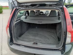 Black Volvo V50 2012 in Siauliai, with an engine capacity of 1.60 L and mileage of 246 thousand km for 3500 €, photo 29 on AUTOMOTO.COM.LV