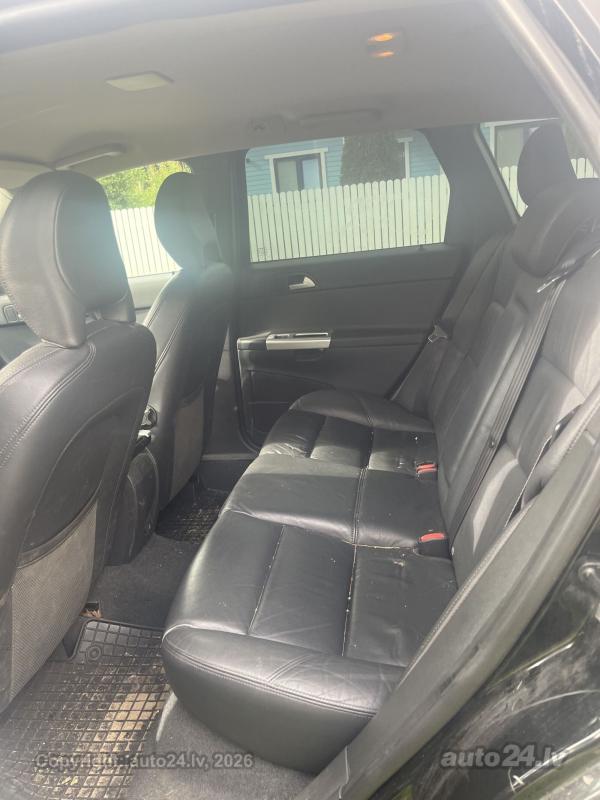 Melns Volvo V50 2012 Tallina, ar dzinēja tilpumu 1.60 L un nobraukumu 0 tūkst. km par 1200 €, foto 4 vietnē AUTOMOTO.COM.LV