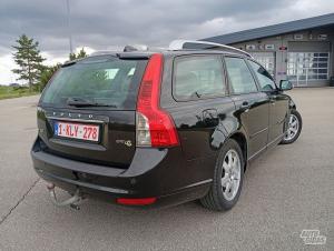 Black Volvo V50 2012 in Vilnius, with an engine capacity of 1.60 L and mileage of 246 thousand km for 3600 €, photo 6 on AUTOMOTO.COM.LV
