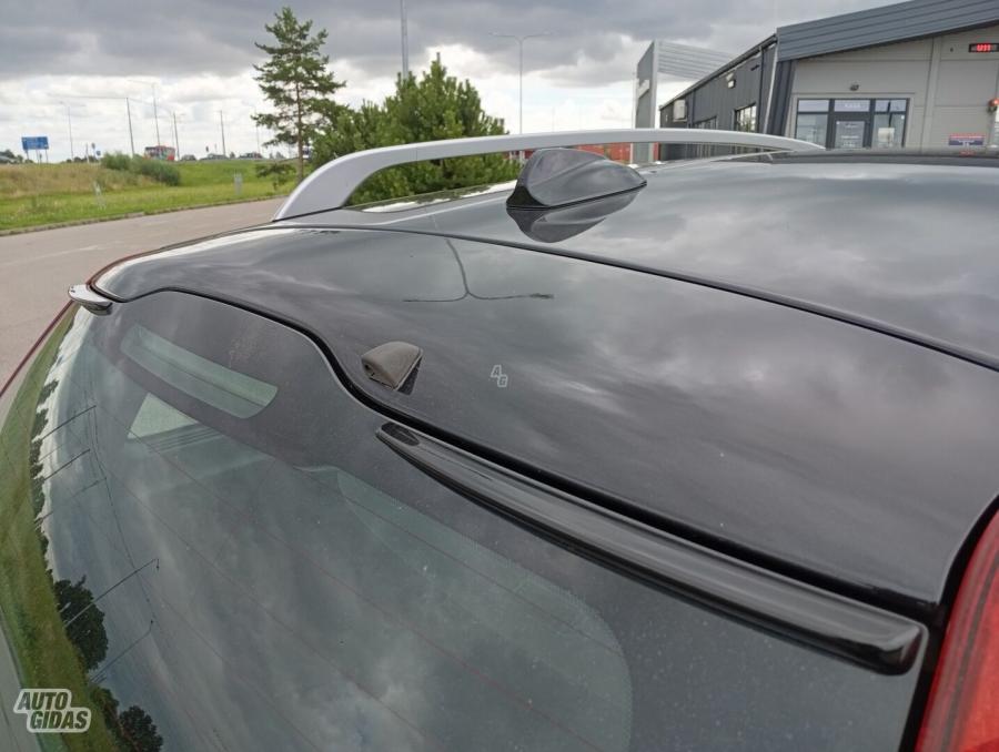 Black Volvo V50 2012 in Vilnius, with an engine capacity of 1.60 L and mileage of 246 thousand km for 3600 €, photo 15 on AUTOMOTO.COM.LV