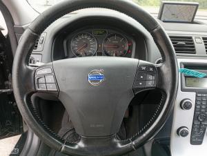 Black Volvo V50 2012 in Vilnius, with an engine capacity of 1.60 L and mileage of 246 thousand km for 3600 €, photo 28 on AUTOMOTO.COM.LV