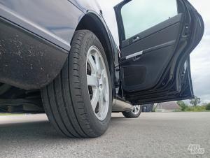 Black Volvo V50 2012 in Vilnius, with an engine capacity of 1.60 L and mileage of 246 thousand km for 3600 €, photo 35 on AUTOMOTO.COM.LV