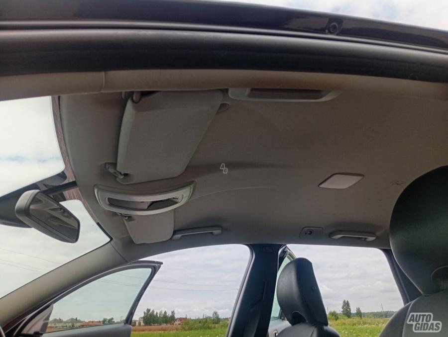 Melns Volvo V50 2012 Viļņa, ar dzinēja tilpumu 1.60 L un nobraukumu 246 tūkst. km par 3600 €, foto 29 vietnē AUTOMOTO.COM.LV