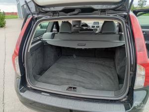 Melns Volvo V50 2012 Viļņa, ar dzinēja tilpumu 1.60 L un nobraukumu 246 tūkst. km par 3600 €, foto 30 vietnē AUTOMOTO.COM.LV
