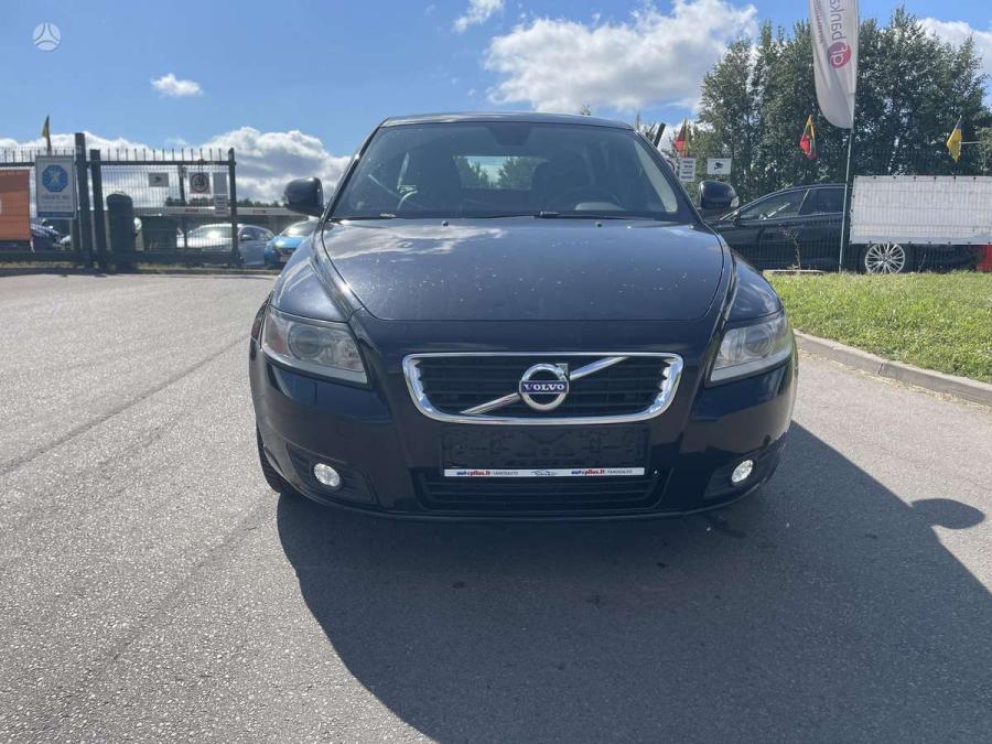 Melns Volvo V50 2012 Kauņa, ar dzinēja tilpumu 1.56 L un nobraukumu 247 tūkst. km par 3450 €, foto 5 vietnē AUTOMOTO.COM.LV