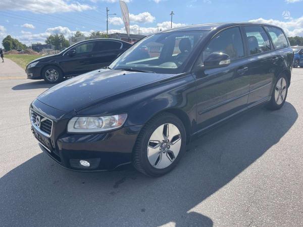 Melns Volvo V50 2012 Kauņa, ar dzinēja tilpumu 1.56 L un nobraukumu 247 tūkst. km par 3450 €, foto 6 vietnē AUTOMOTO.COM.LV