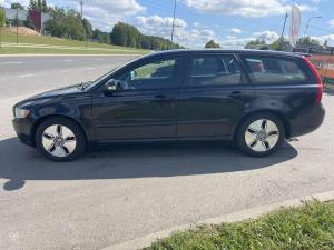 Melns Volvo V50 2012 Kauņa, ar dzinēja tilpumu 1.56 L un nobraukumu 247 tūkst. km par 3450 €, foto 9 vietnē AUTOMOTO.COM.LV