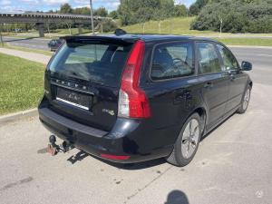 Melns Volvo V50 2012 Kauņa, ar dzinēja tilpumu 1.56 L un nobraukumu 247 tūkst. km par 3450 €, foto 14 vietnē AUTOMOTO.COM.LV