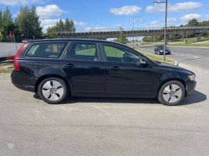 Melns Volvo V50 2012 Kauņa, ar dzinēja tilpumu 1.56 L un nobraukumu 247 tūkst. km par 3450 €, foto 17 vietnē AUTOMOTO.COM.LV