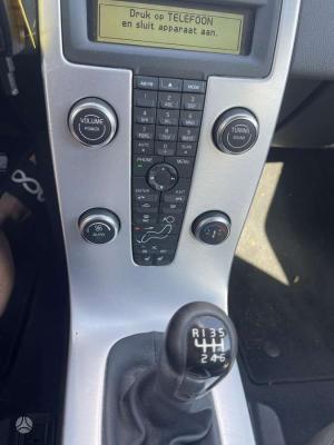 Melns Volvo V50 2012 Kauņa, ar dzinēja tilpumu 1.56 L un nobraukumu 247 tūkst. km par 3450 €, foto 22 vietnē AUTOMOTO.COM.LV