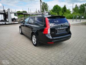 Black Volvo V50 2012 in Radviliskis, with an engine capacity of 1.60 L and mileage of 226 thousand km for 3850 €, photo 4 on AUTOMOTO.COM.LV