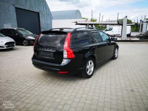 Black Volvo V50 2012 in Radviliskis, with an engine capacity of 1.60 L and mileage of 226 thousand km for 3850 €, photo 7 on AUTOMOTO.COM.LV