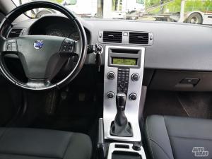 Black Volvo V50 2012 in Radviliskis, with an engine capacity of 1.60 L and mileage of 226 thousand km for 3850 €, photo 11 on AUTOMOTO.COM.LV