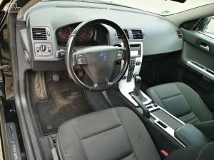 Black Volvo V50 2012 in Radviliskis, with an engine capacity of 1.60 L and mileage of 226 thousand km for 3850 €, photo 13 on AUTOMOTO.COM.LV