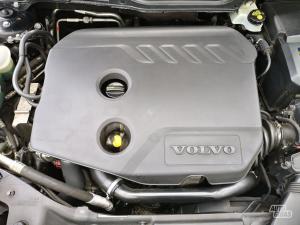 Black Volvo V50 2012 in Radviliskis, with an engine capacity of 1.60 L and mileage of 226 thousand km for 3850 €, photo 18 on AUTOMOTO.COM.LV